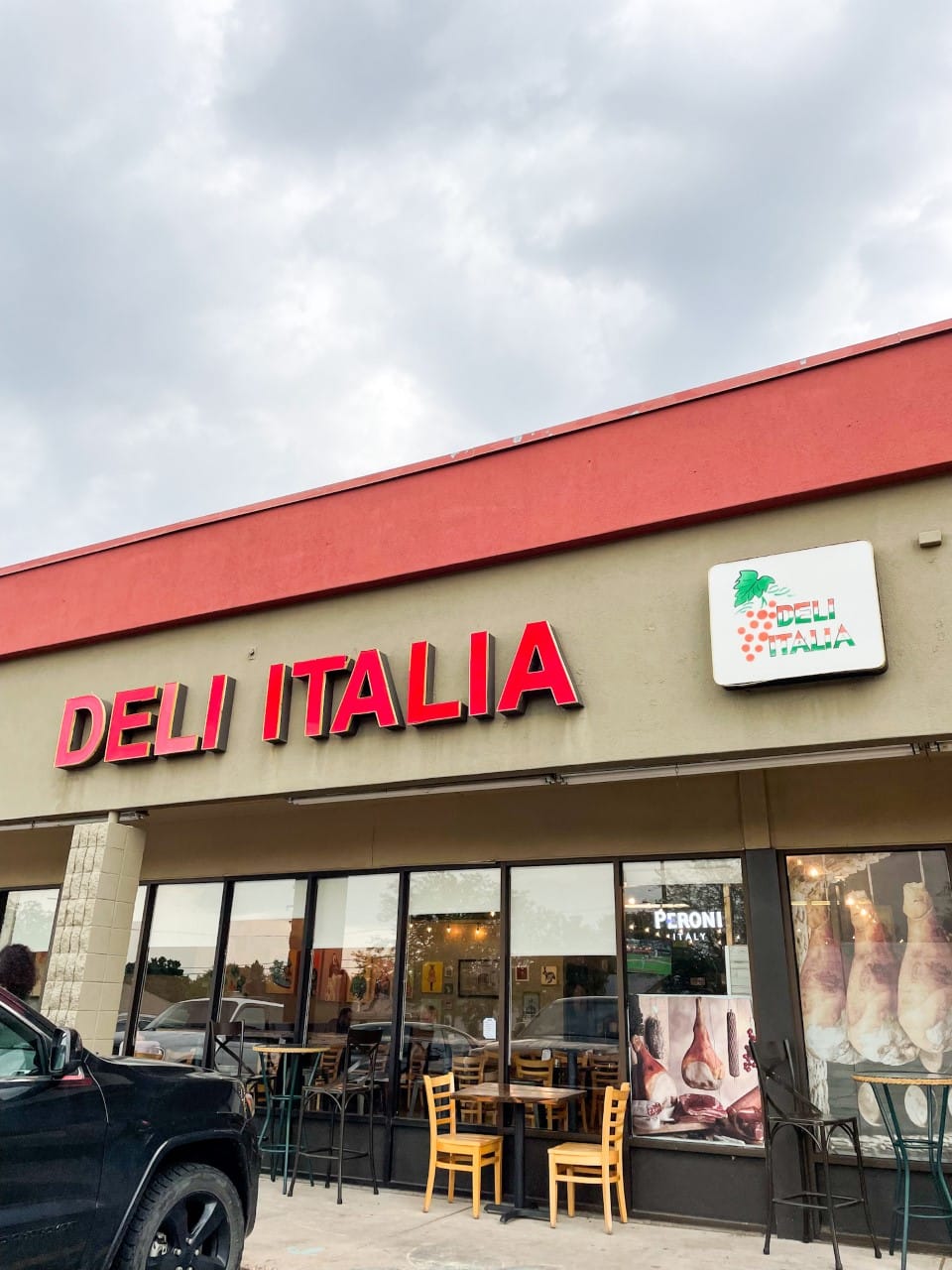 Deli Italia Pizzeria - The Best Pizza in Denver - The Gallivanting Spoon